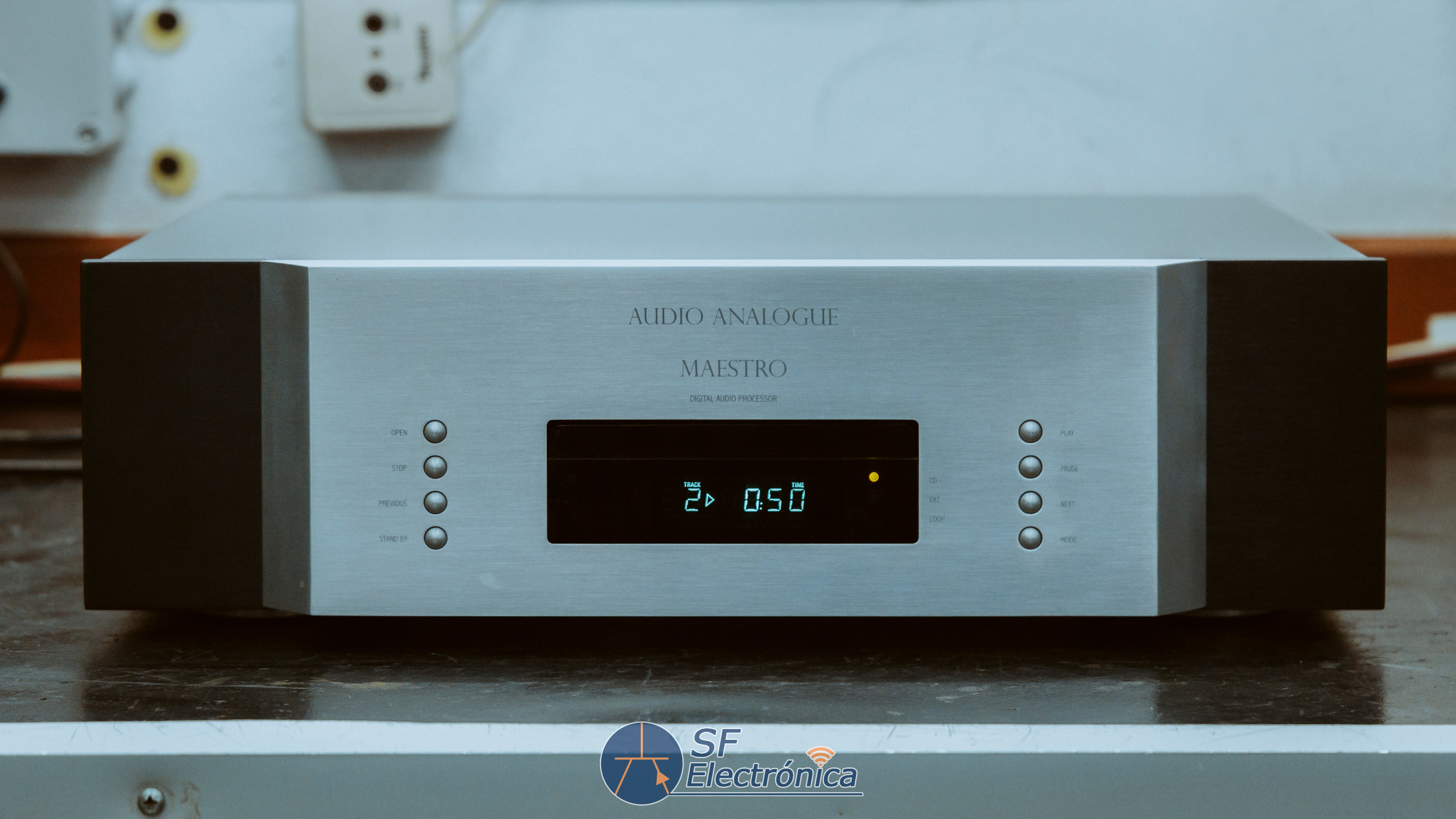 COMPACT DISC AUDIO ANALOGUE – SF Electrónica